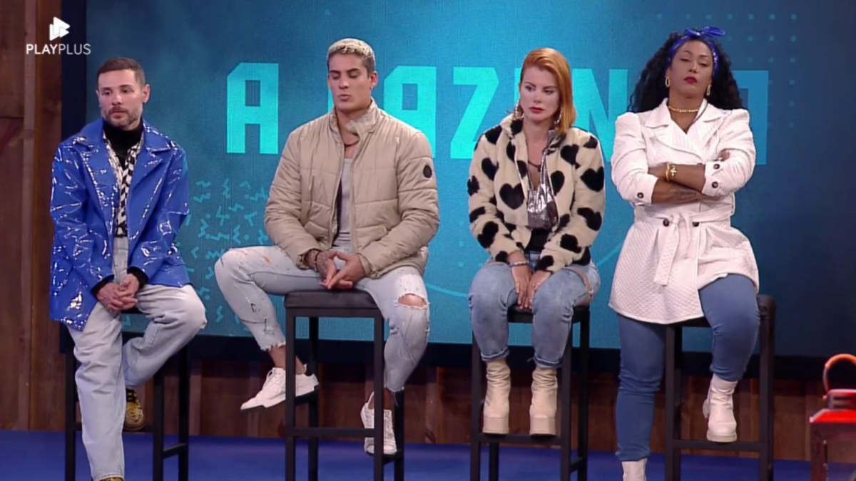 Foto: A Fazenda: roça tem Deborah, Rosi, Tiago e Alex - Purepeople