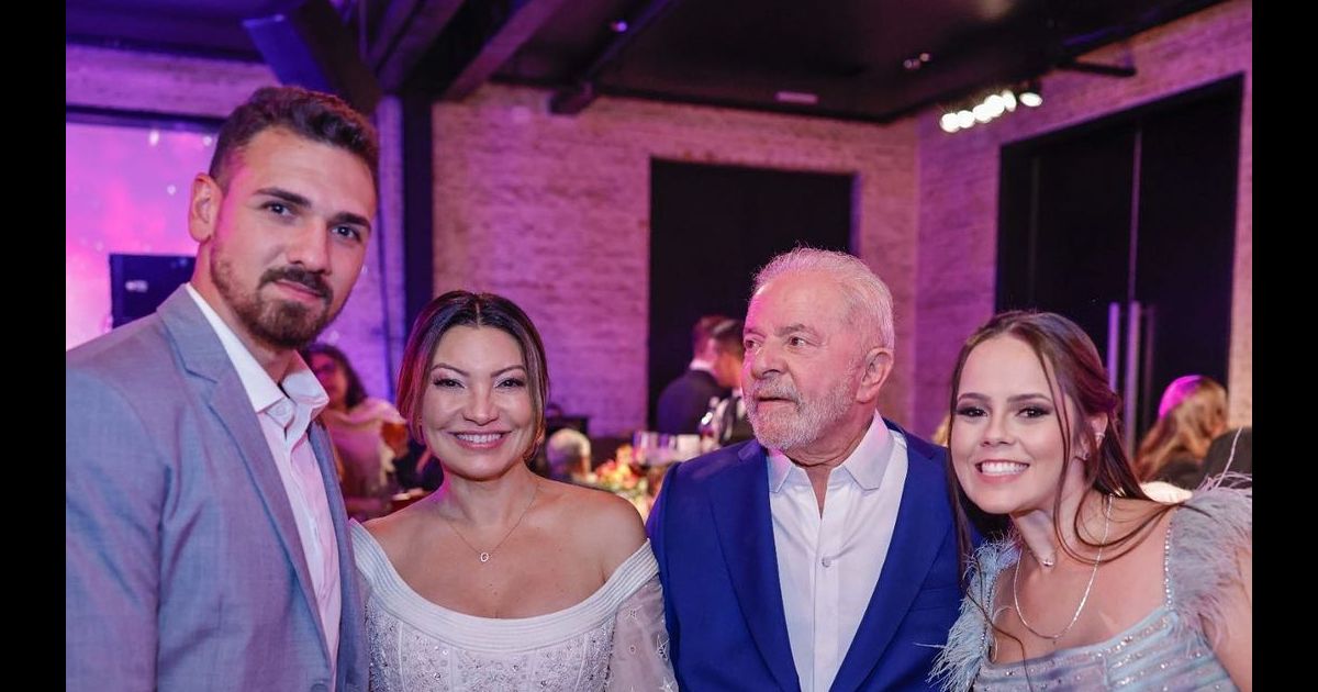 Bia é neta de Lula: a jovem é filha de Lurian, primeira filha do novo ...