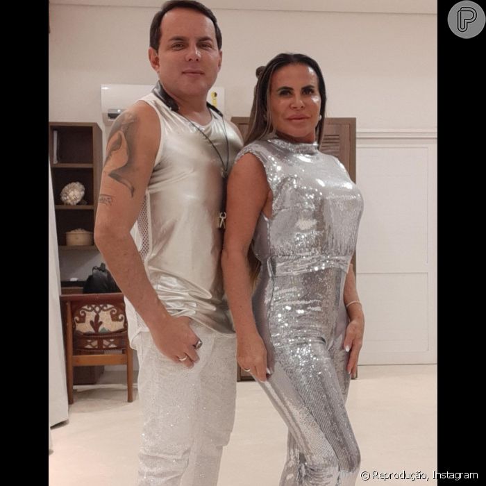 Foto sensual de Gretchen com o marido recebeu diversas críticas nas ...