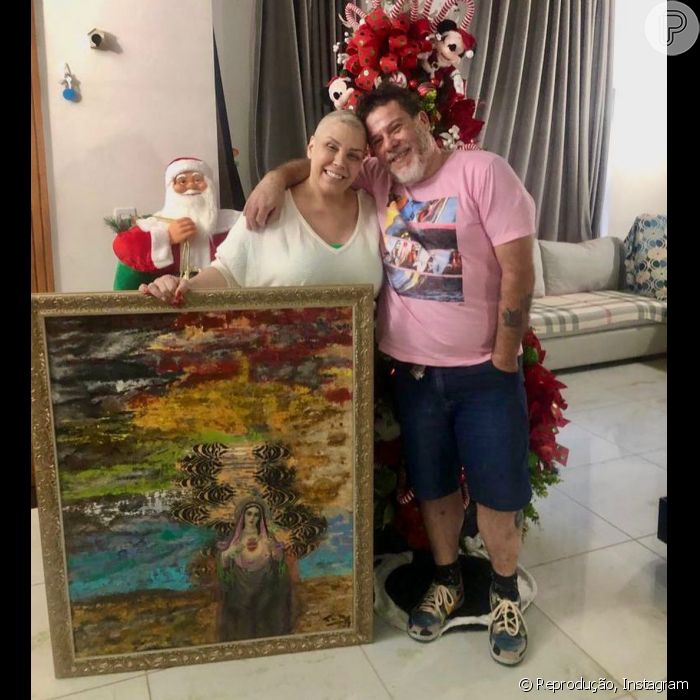 Simony surgiu careca em foto ao lado de Vimerson Cavanillas, mais ...