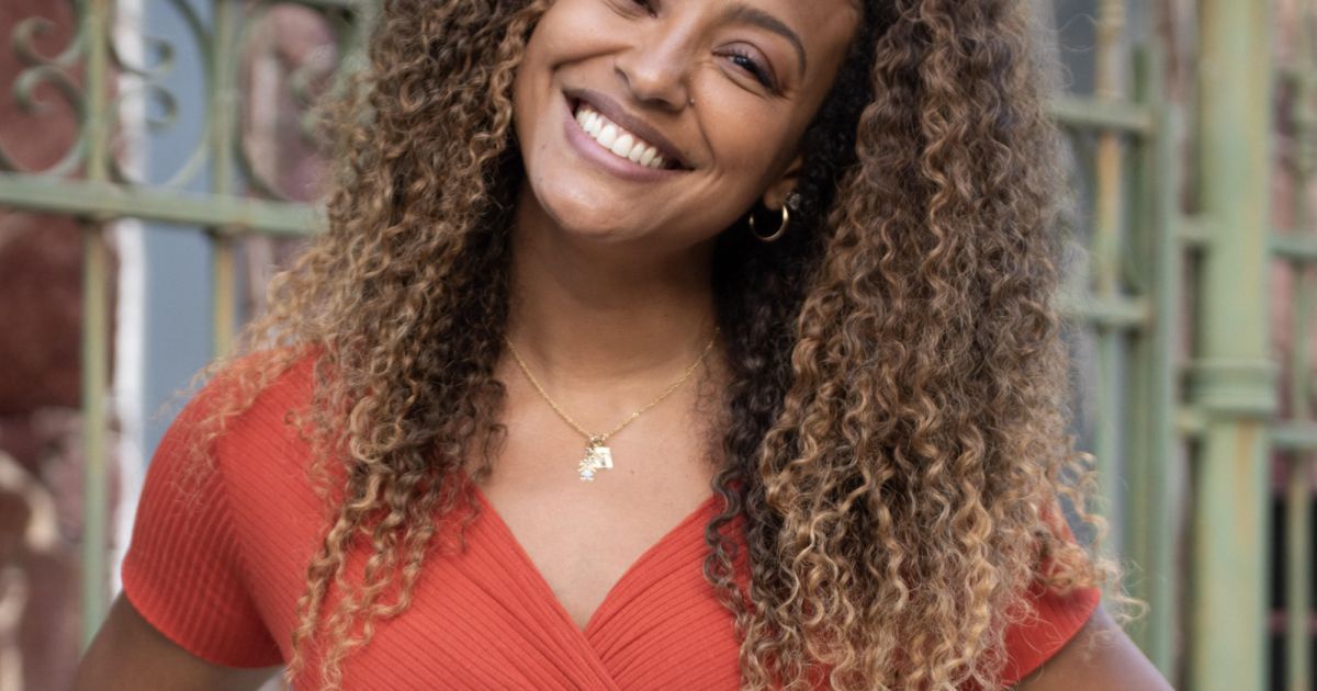 Sol (Sheron Menezzes) tem uma conversa franca com a filha Jenifer ...