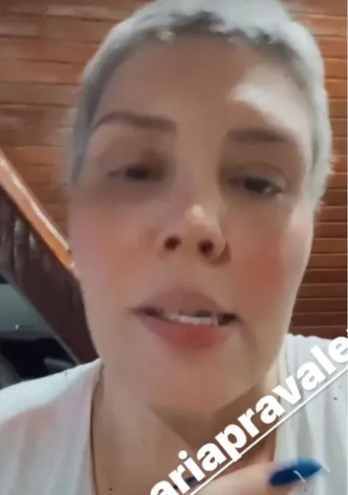 Foto: Simony surgiu abalada com uma notícia sobre a sua morte - Purepeople