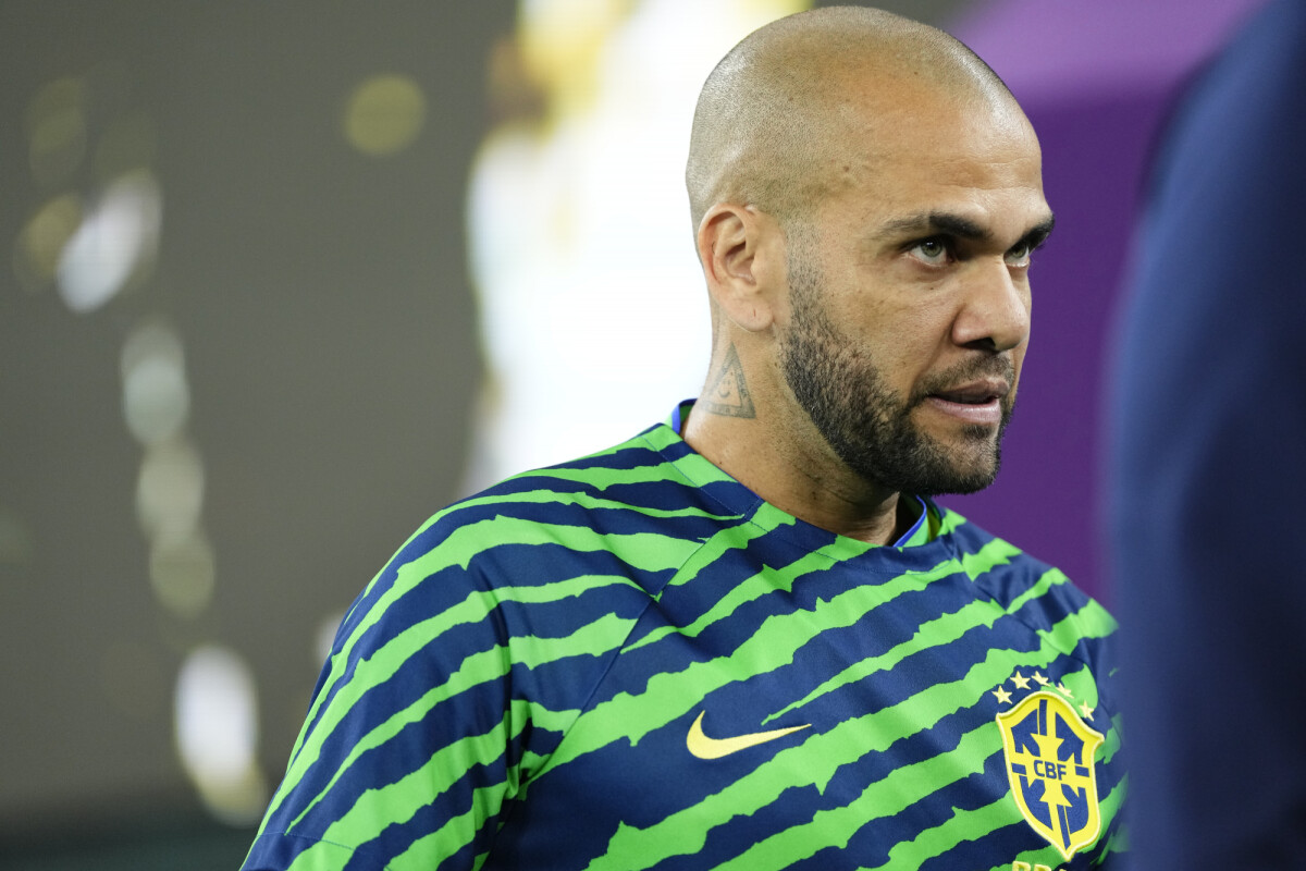 Foto Daniel Alves Est Preso Desde 20 De Janeiro De 2023 Em Acusa o foto-daniel-alves-est-preso-desde-20-de-janeiro-de-2023-em-acusa-o