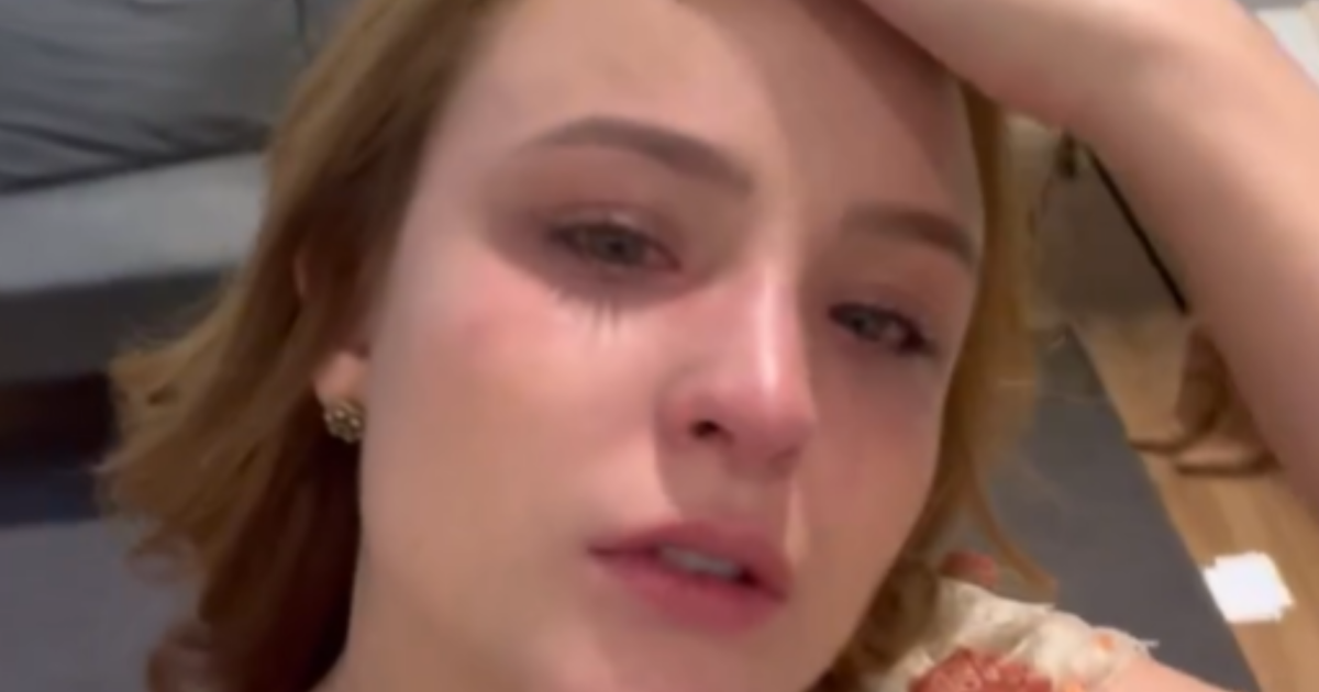 Larissa Manoela toma atitude e rebate carta aberta dos pais: 'Tóxicos e narcisistas' - Purepeople