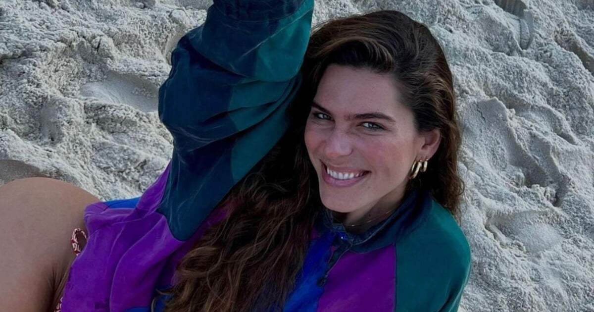 Mariana Goldfarb aparece toda molhada em treino de pijama e revela ...