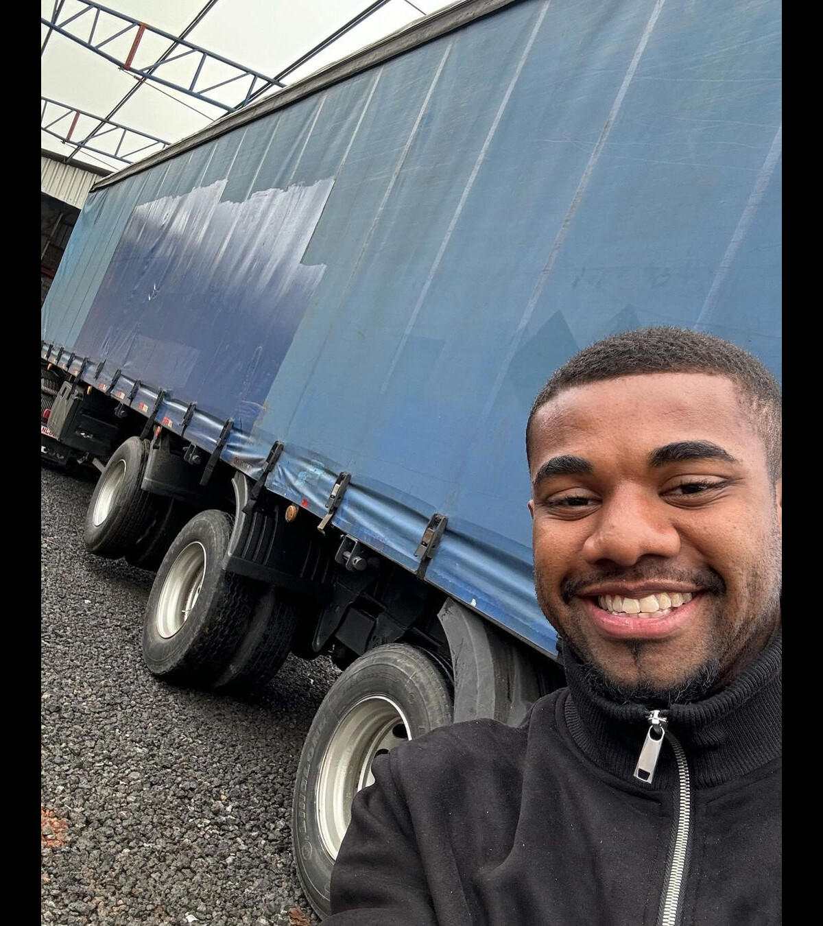 Foto: Apesar da polêmica com Mani Reggo, Davi vem se dedicando a ajudar ...