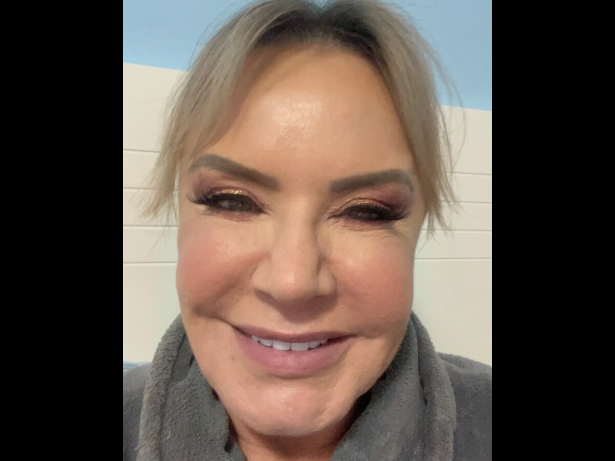 Foto: Flor Fernandez falou sobre sua saída do SBT em conversa com um ...