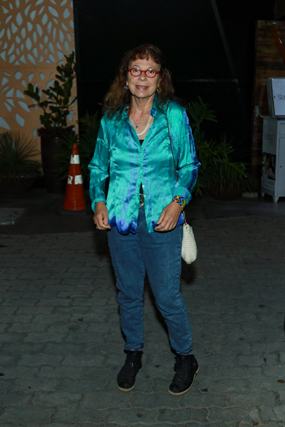 Foto: Iara Jamra elegeu a calça jeans para assistir ao primeiro ...