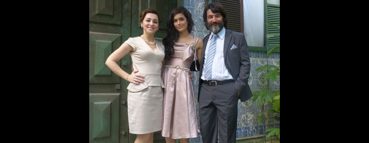 Foto: Alberto (Igor Rickli) vai ao Caribe e encontra Dom Rafael (Cesar ...