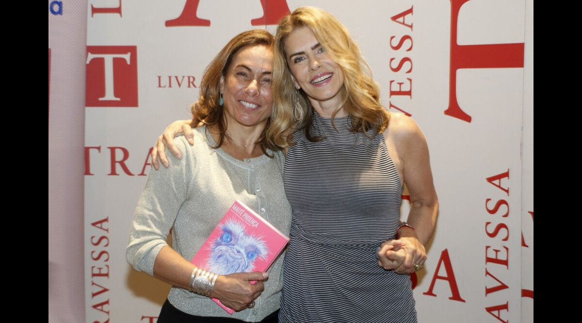 Foto: Cissa Guimarães prestigiou o lançamento do livro de Maitê Proença ...