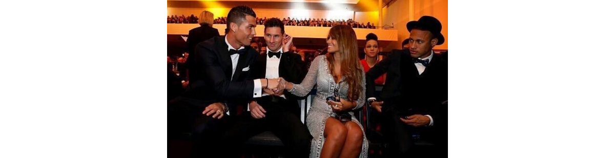 Foto: Neymar e Messi olham Cristiano Ronaldo enquanto ele cumprimenta a ...