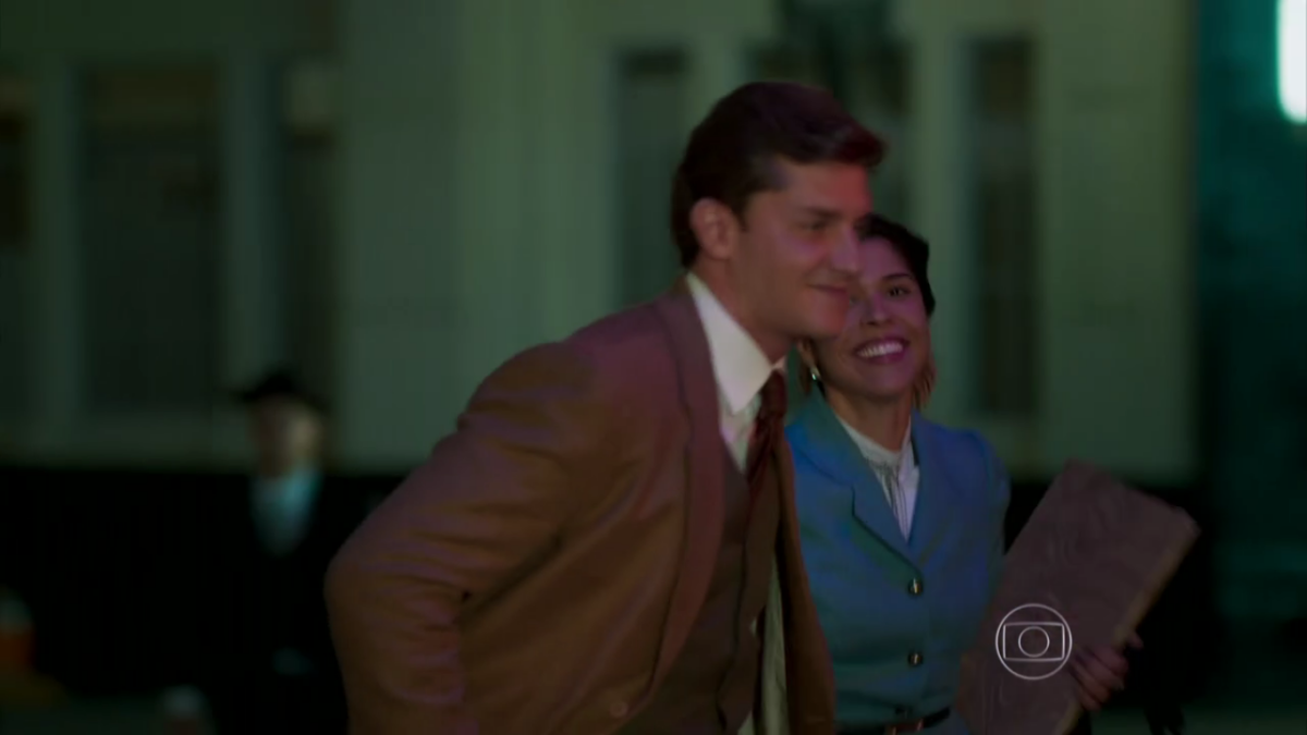 Foto: Maria Carol Rebello torce por romance de Olga e Romeu (Klebber ...