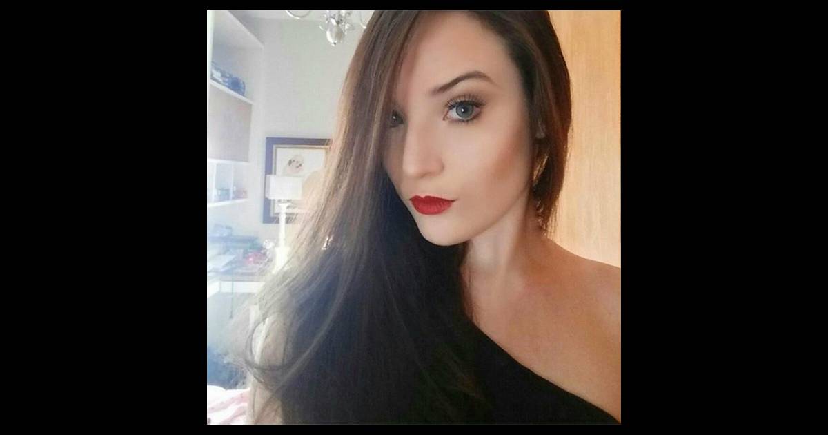 Luiza Carrilho tem 20 anos e costuma ouvir dos fãs da atriz que é a ...