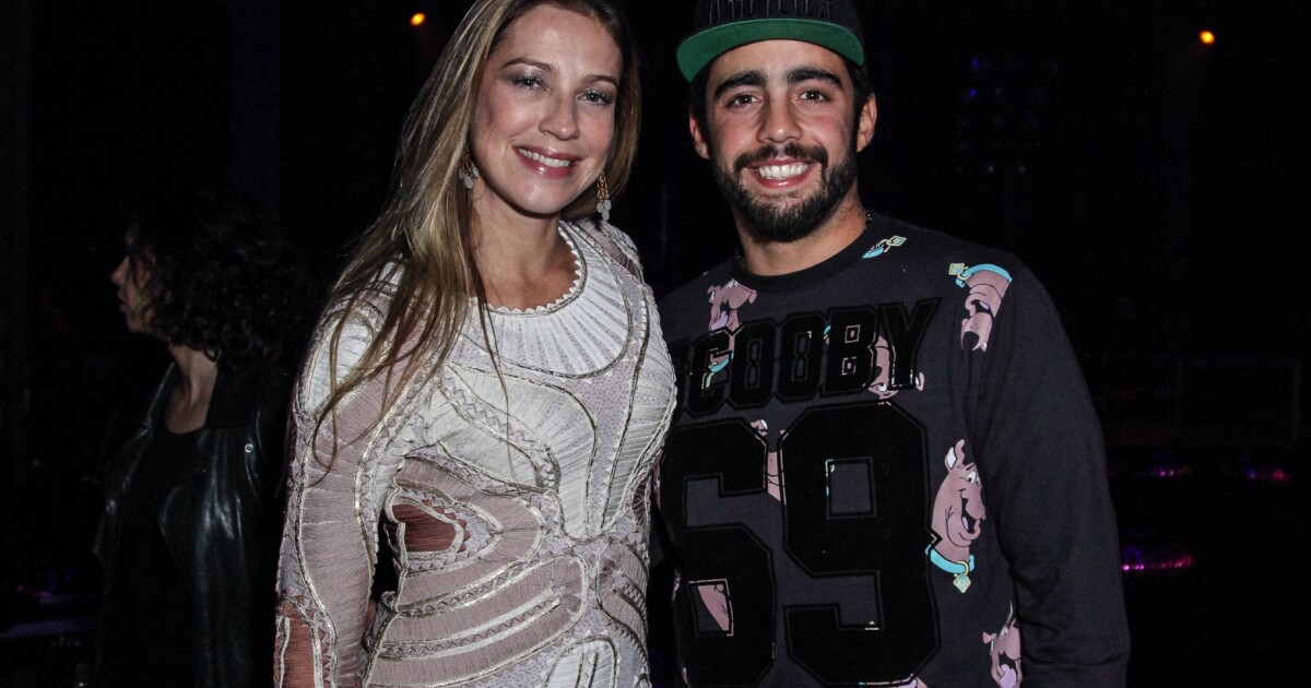 Luana Piovani, separada de Pedro Scooby, volta a seguir surfista no ...