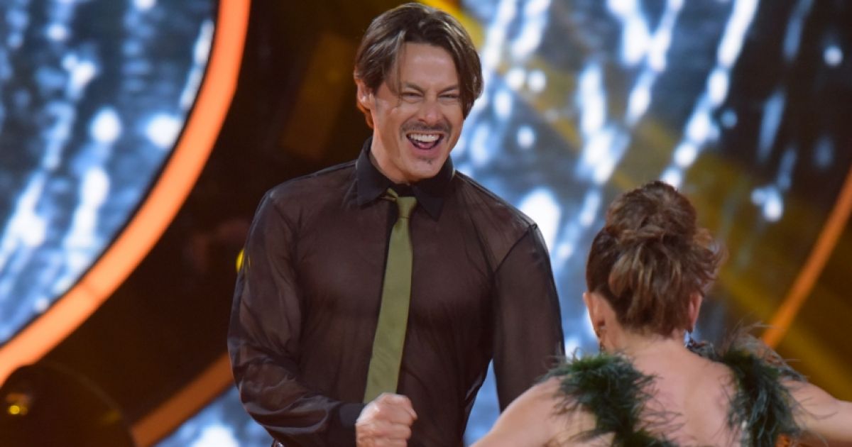 Theo Becker agradece apoio dos fãs: 'Sem vocês eu não teria forças ...