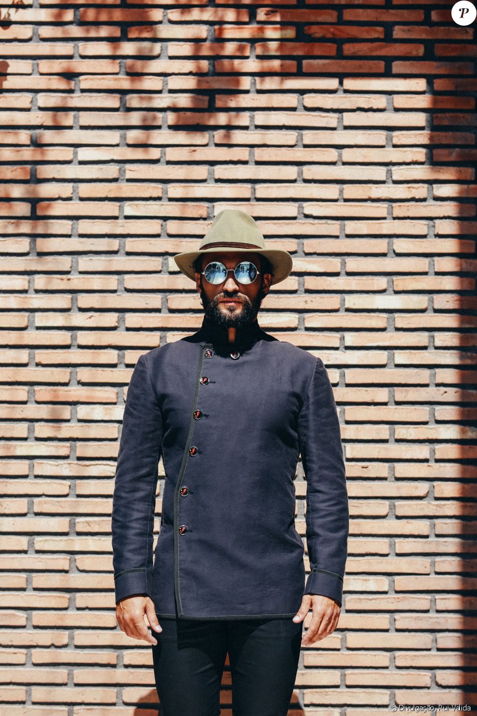 José Fidalgo também é muito estiloso sendo uma referência em looks ...