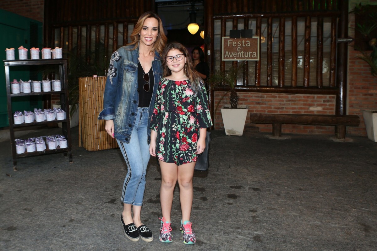 Foto: Ana Furtado levou a filha, Isabella, de 9 anos, ao aniversário de ...