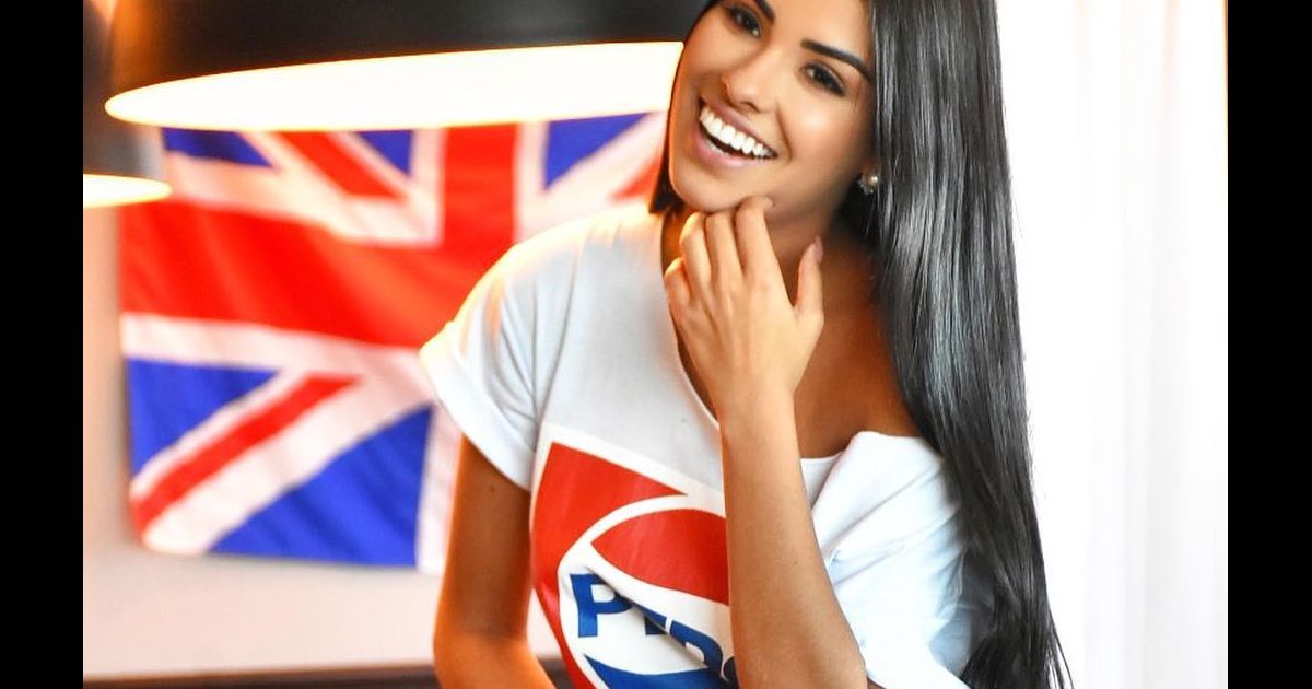 Ex-BBB Munik Nunes contou que se casou com vestido de noiva emprestado ...