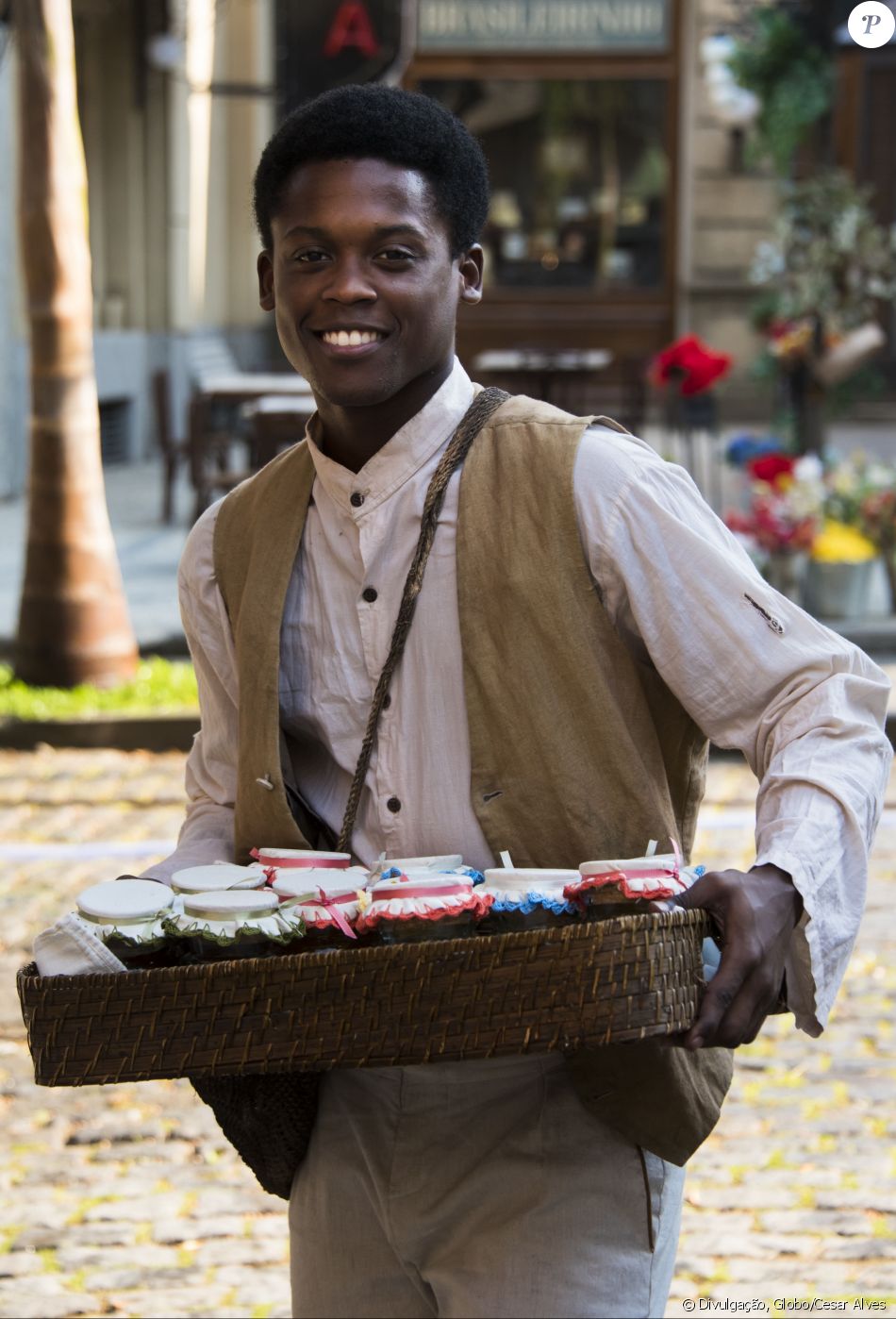 O ator Maicon Rodrigues vive Pepito na novela 'Tempo de Amar' - Purepeople