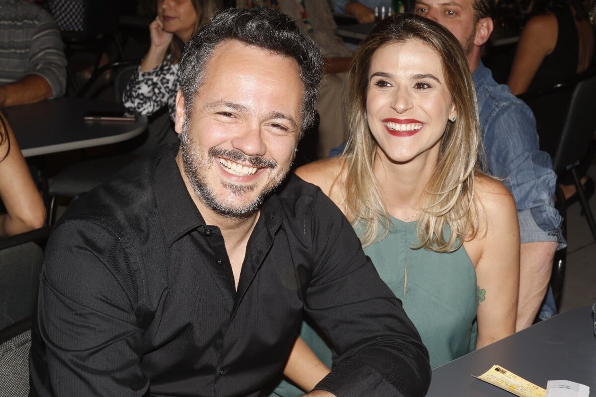 Foto: Danton Mello e a empresária Sheila Ramos prestigiam show da dupla - Purepeople