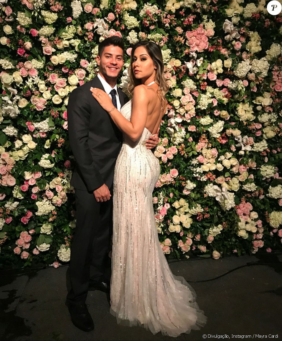 Noiva de Arthur Aguiar, Mayra Cardi antecipou casamento com ator ...