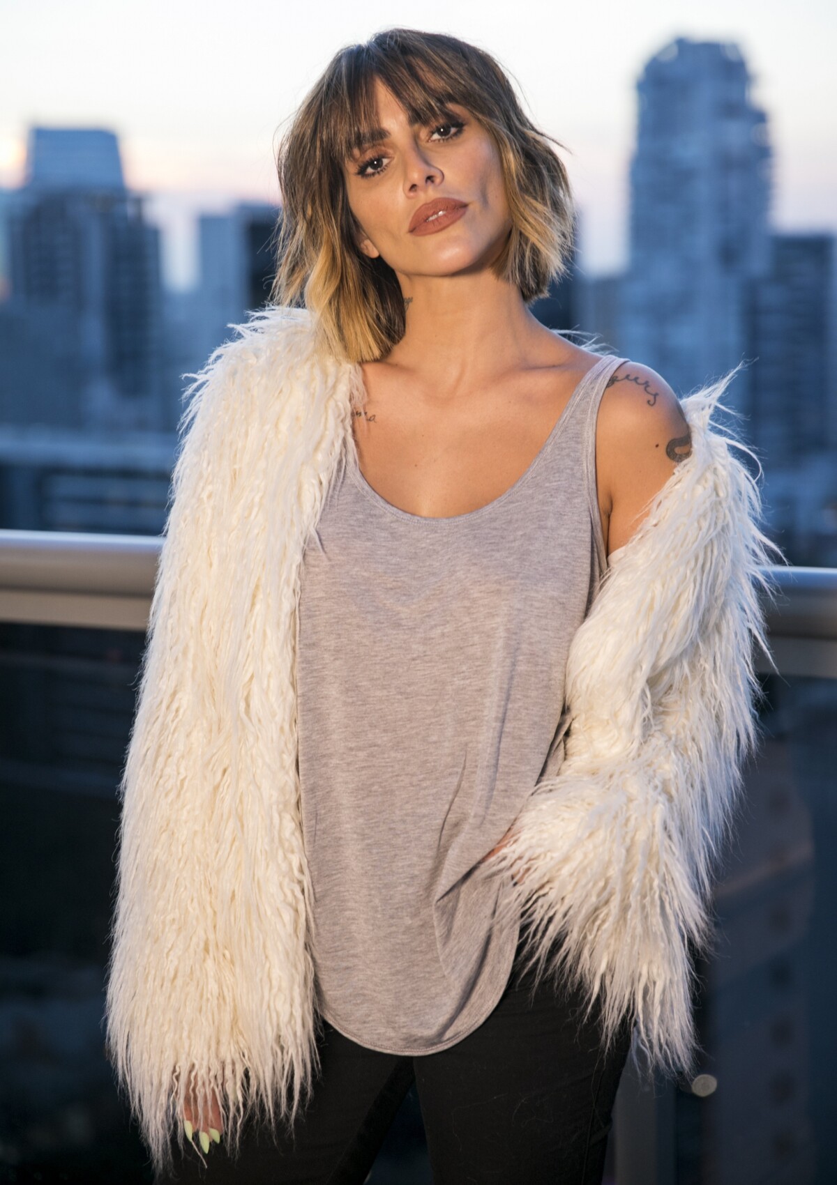 Foto: Cleo nega procedimento estético nos lábios: 'Nunca mexi na minha ...