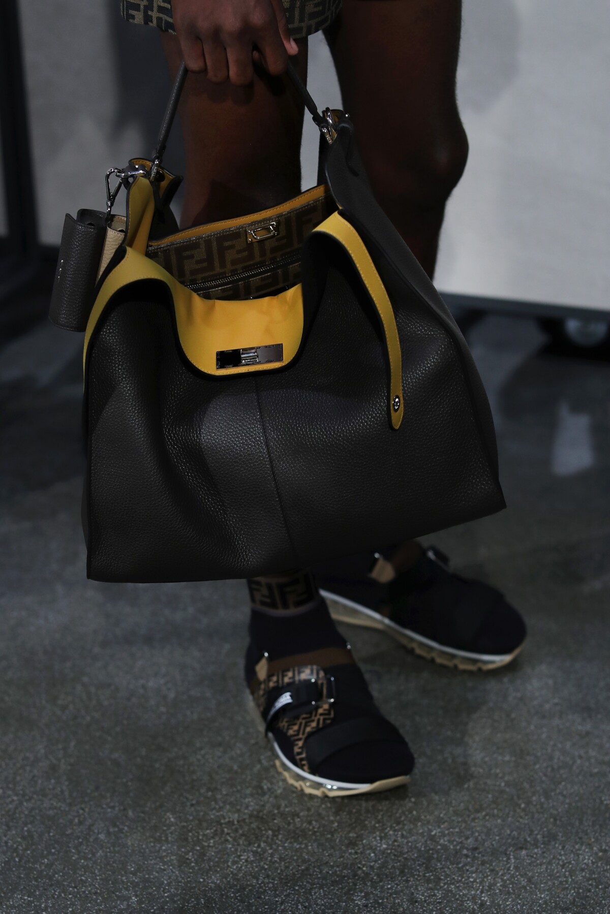 Foto: A Fendi trouxe para a última Semana de Moda de Milão um modelo ...