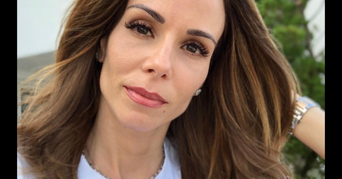 Ana Furtado diz aos fãs que irá compartilhar novidades e descobertas em ...