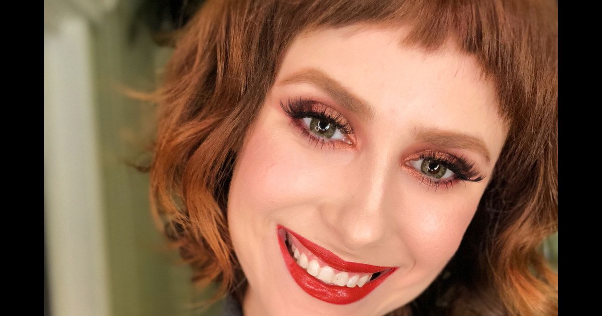 A maquiadora Juliana Rakoza ensinou o passo a passo da maquiagem ...