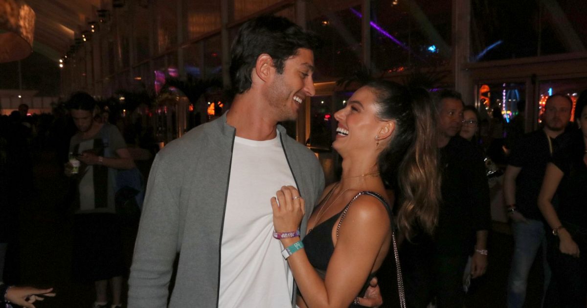 André Resende busca ajuda sobre paternidade em grupos na internet ...