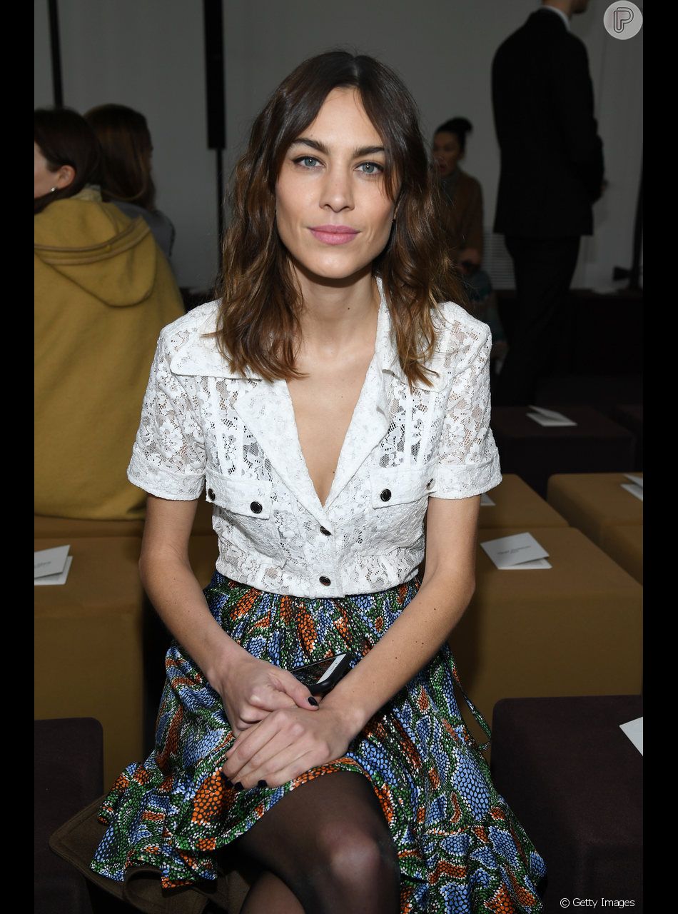 Com mais de 3 milhões de seguidores no Instagram, Alexa é modelo e ...