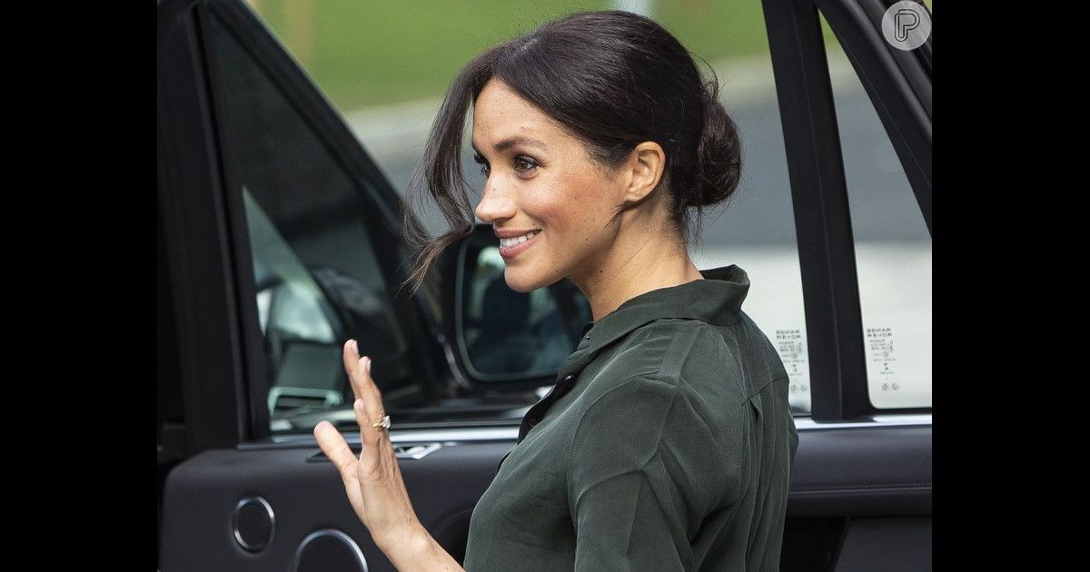 Em sua primeira visita real, a duquesa apostou em um look social e usou ...