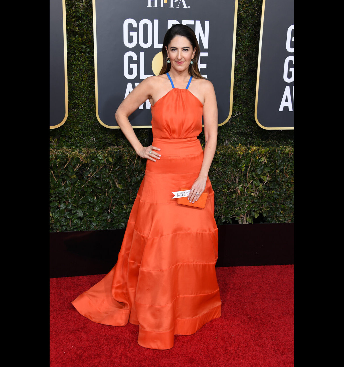 Foto: D'Arcy Carden, da série The Good Place, usou um vestido coral no ...
