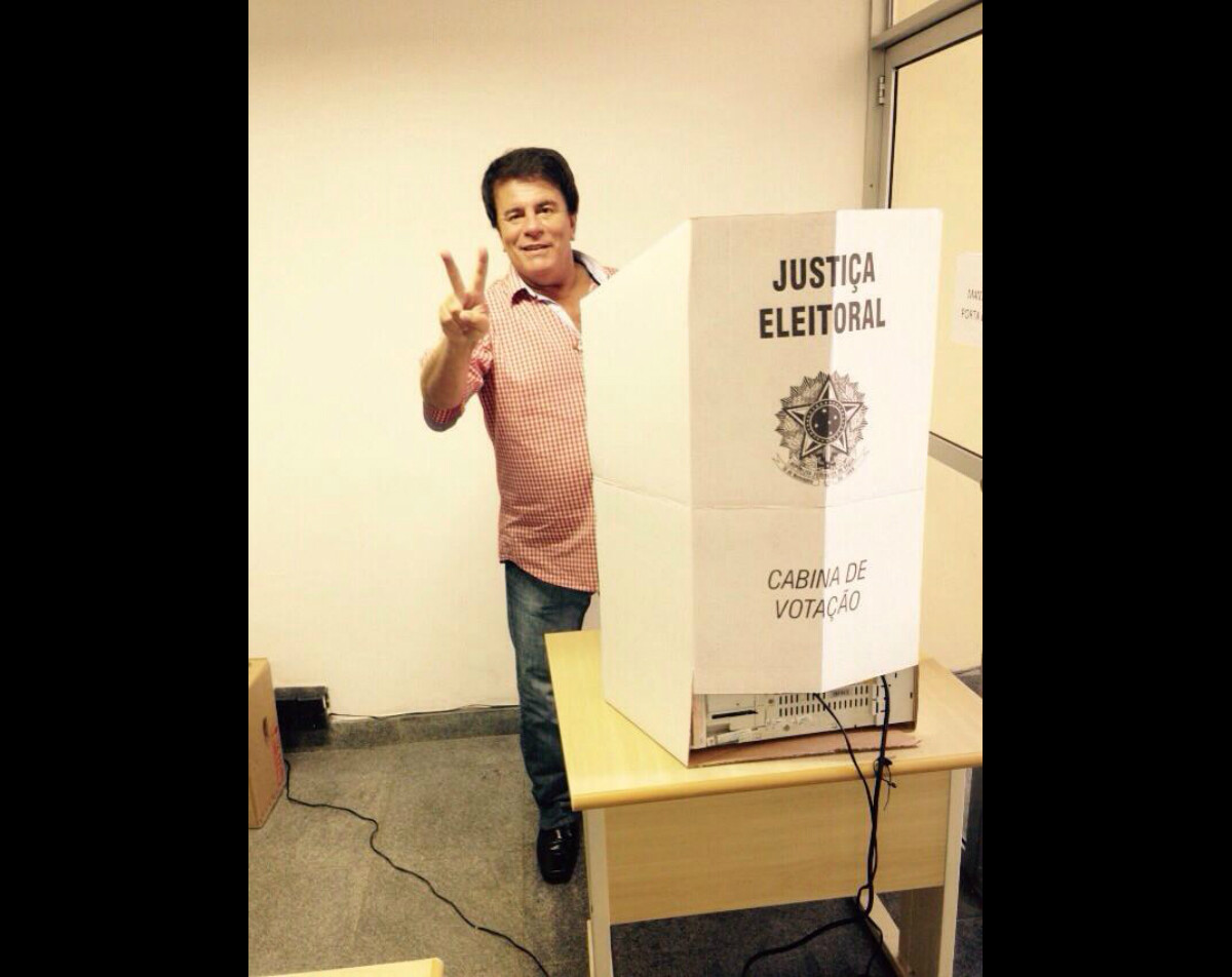 Foto: O apresentador Wagner Montes, do programa 'Balanço Geral', foi ...