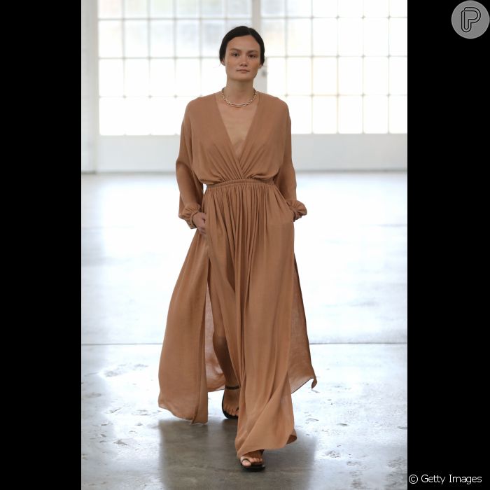 Cáqui fashion: atualize a cor. Look leve que vale como vestido e saída ...