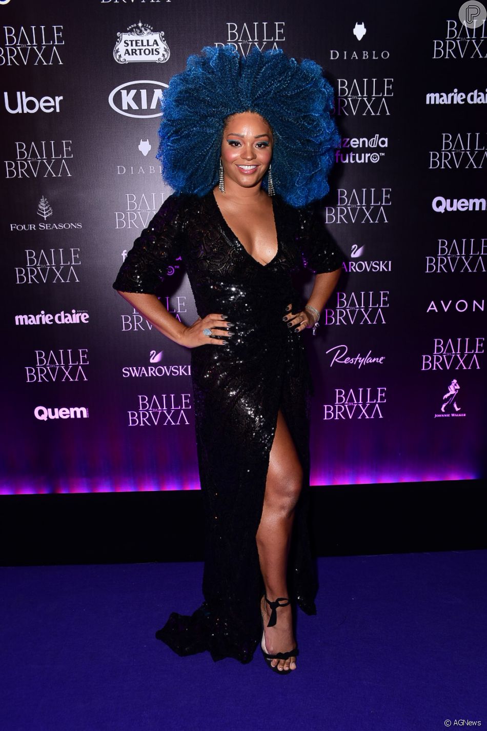 Juliana Alves usou look com decote e fenda na perna em festa de gala ...