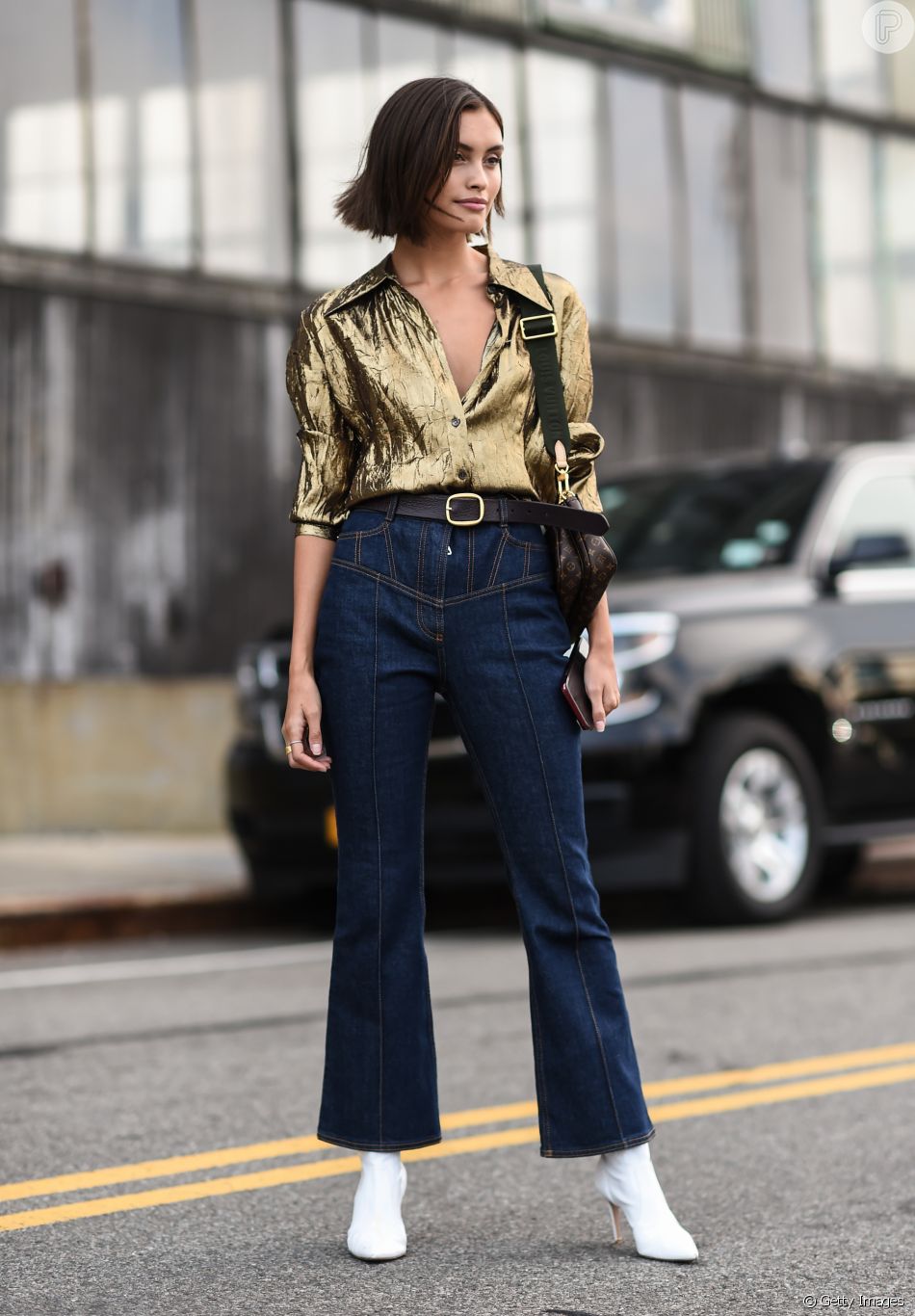 Peças metalizadas também voltaram à moda são uma boa pedida para looks ...