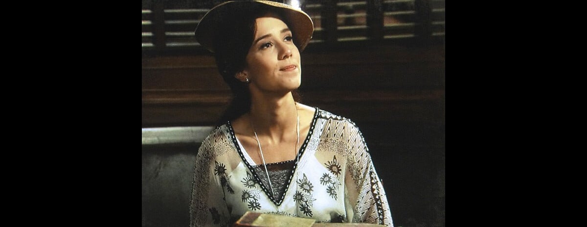 Foto: Laura (Marjorie Estiano) se revolta com revelação de Catarina ...