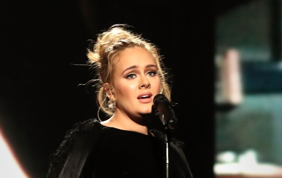 Adele, 45 kg mais magra, está 'constrangida' com repercussão de corpo e dieta. Entenda! - Purepeople