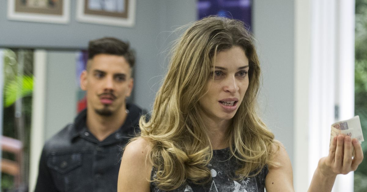 Grazi Massafera se destacou como a modelo Larissa na novela 'Verdades ...