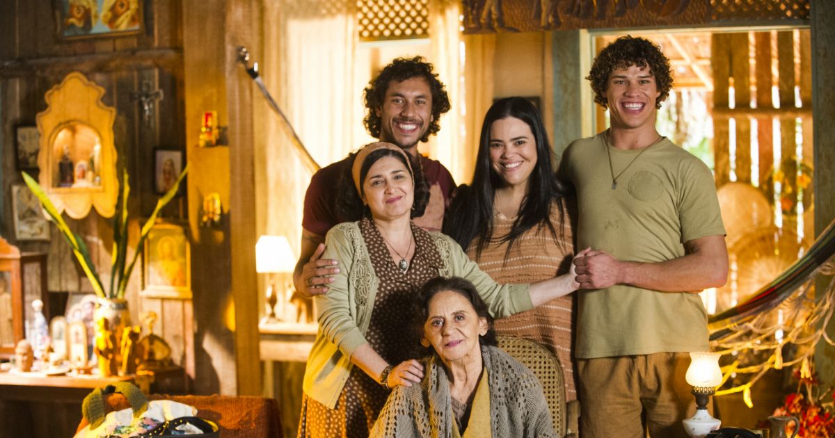 Novela 'Flor do Caribe' também encantou com a história de Lino (José ...
