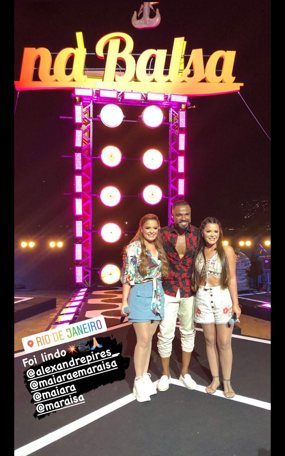 Foto: Maraisa, dupla de Maiara, elege look branco rendado para gravação ...