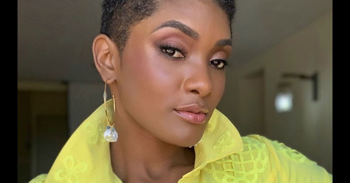 Erika Januza tem 35 anos - Purepeople