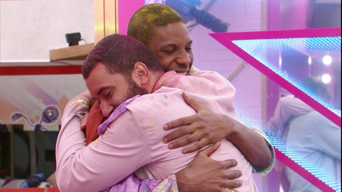 Foto: 'BBB 21': Gilberto relata sonho com Lucas Penteado a Lumena ...
