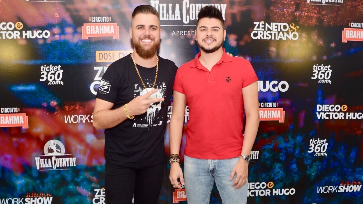 Foto: Cristiano faz dupla com Zé Neto - Purepeople Foto: Cristiano faz dupla com Zé Neto - Purepeople