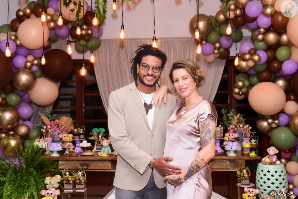 Nanda Terra descobre gravidez de menino em Chá Revelação. Fotos e vídeo ...
