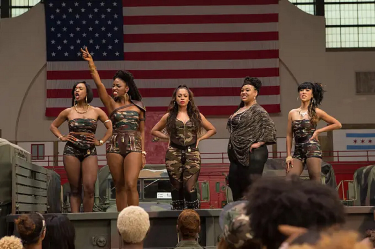 Foto: No filme 'Chi-Raq', um grupo de mulheres cria um movimento contra violência depois que uma ...