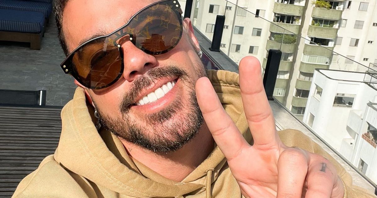 Assim como Mc Mirella, Lipe Ribeiro faturou alto - Purepeople