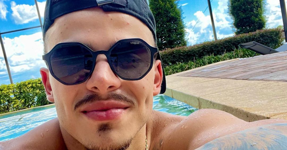 A Fazenda 2022: Thomaz Costa é acusado de transfobia por influenciadora após affair - Purepeople