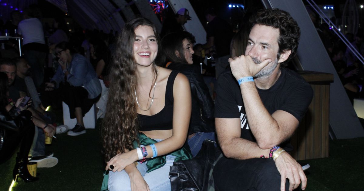 Atriz de Pantanal, Alanis Guilen é vista curtindo show no Rock in Rio ...